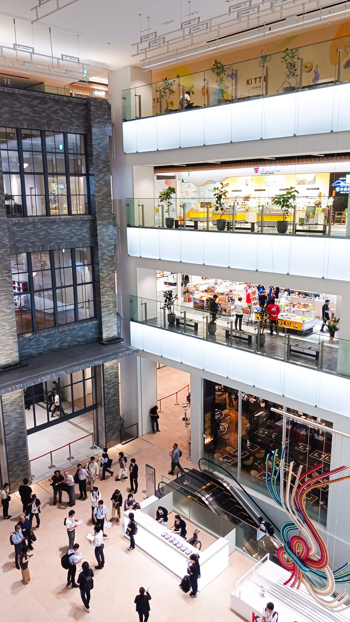 KITTE大阪店OPEN！ | 株式会社杉養蜂園-公式企業サイト